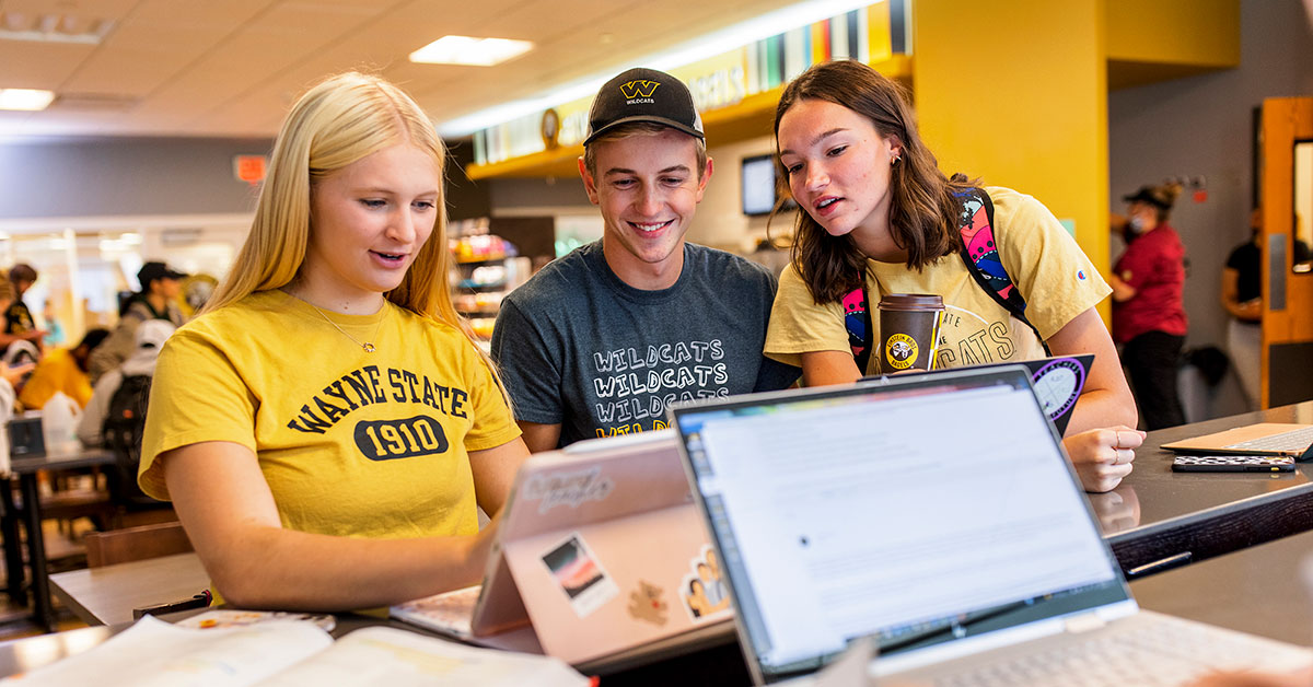 Wayne State College Boosts Student Support Capacity with Ivy.ai